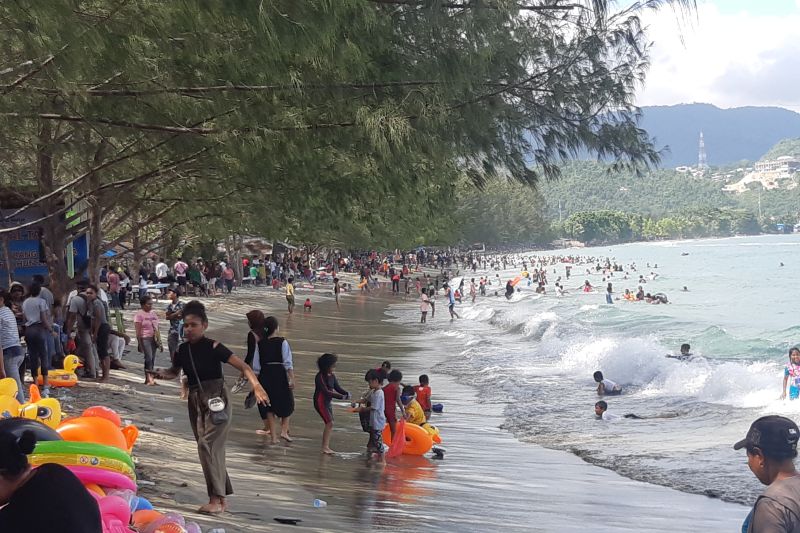 Dispar Jayapura minta pengelola objek wisata beri kenyamanan pengunjung ... Dispar Jayapura minta pengelola objek wisata beri kenyamanan pengunjung ...