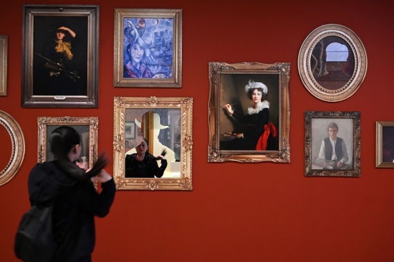Mahakarya potret diri dari koleksi Galeri Uffizi dipamerkan di Beijing ...