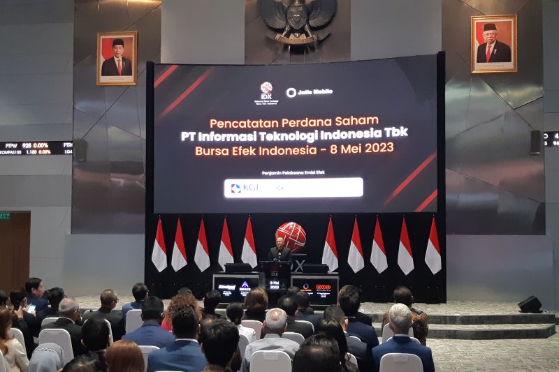 Jatis Mobile resmi melantai di BEI, tawarkan 652,5 juta saham - ANTARA News